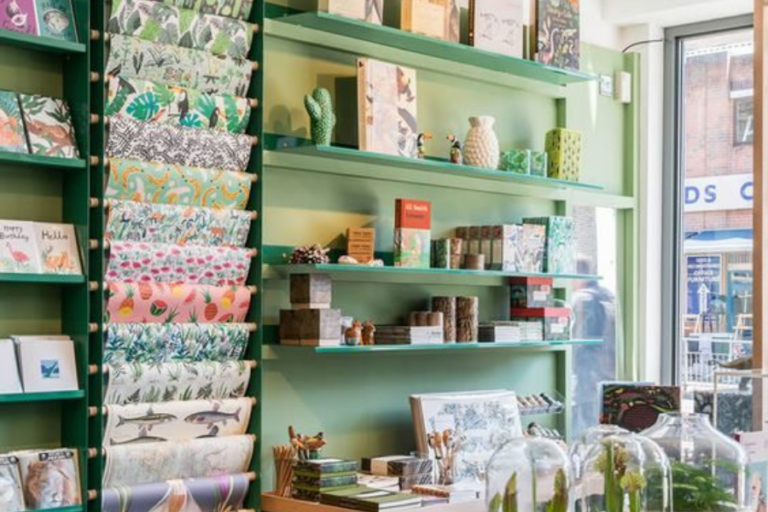 DESAIN TOKO ATK SEDERHANA DAN MINIMALIS TAPI MENARIK