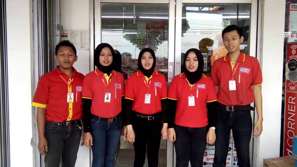 CREW STORE ALFAMART ADALAH: Peran dan Tanggung Jawab