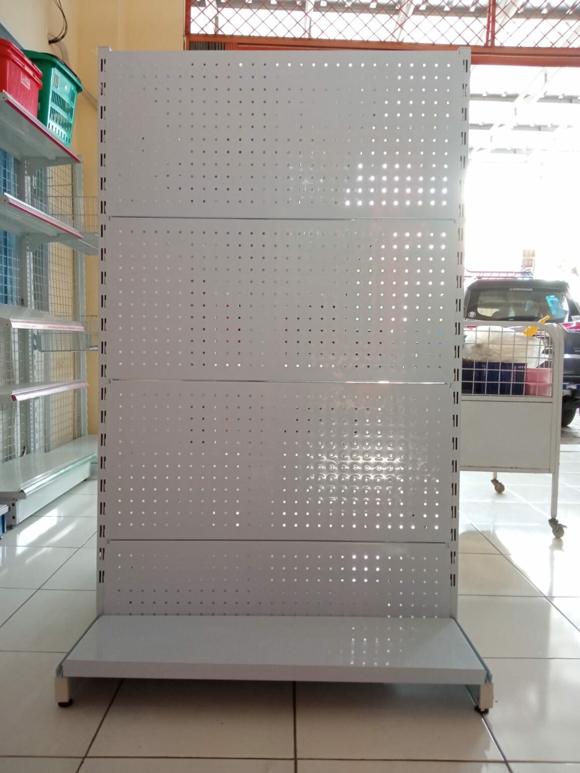 RAK DISPLAY TOKO MINIMARKET TIPE RR-13 PERFORATTED